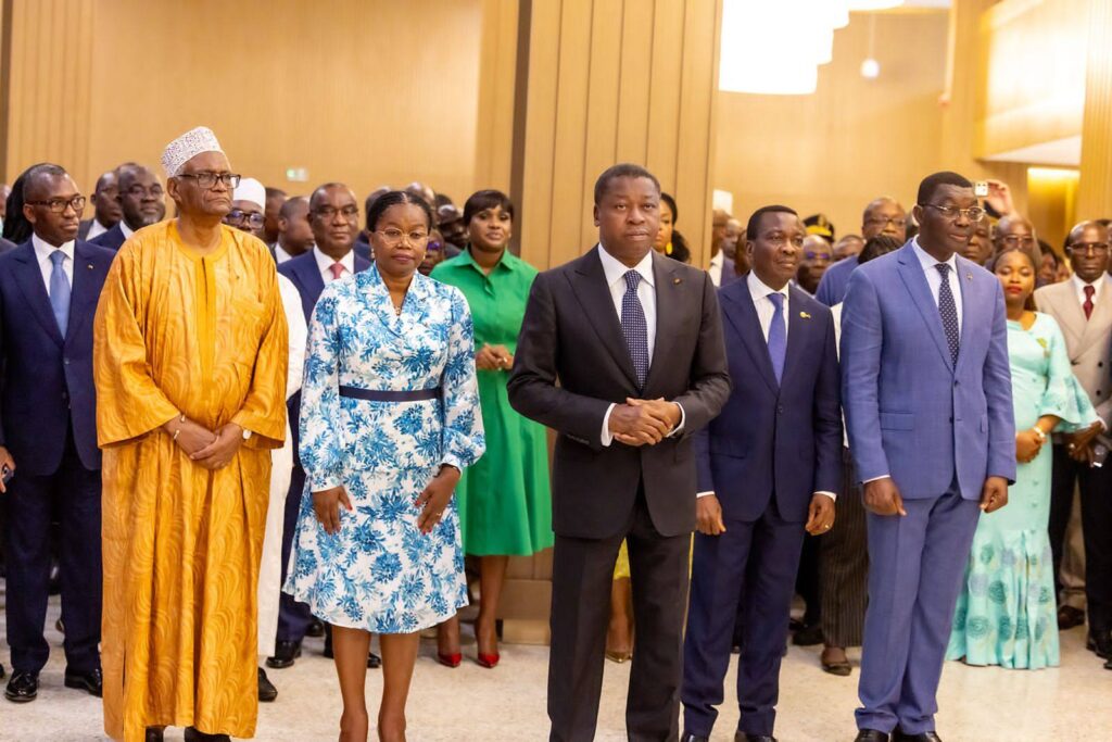 Togo : Faure Gnassingbé décore plusieurs personnalités importantes ...